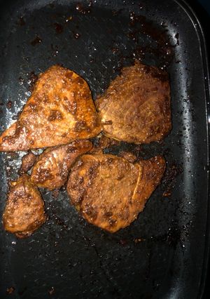Pan Fried Tuna Steak Recipe by evamamo - Cookpad