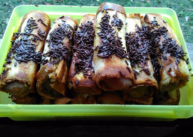 Resep Roti piscok oleh Desi Fita Sari - Cookpad