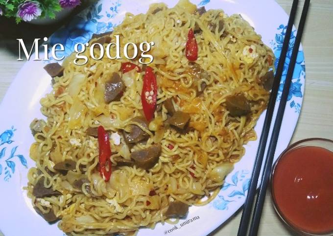 Resep Mie godog oleh Umi rama - Cookpad