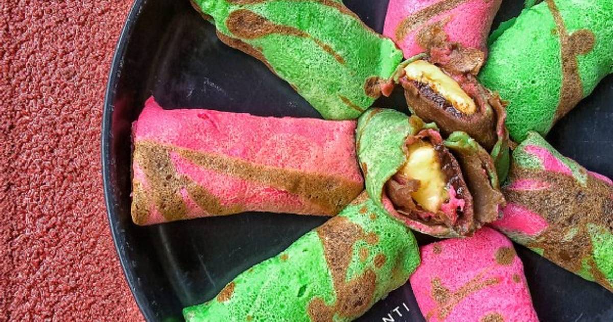 Resep Dadar Gulung Pisang oleh Dessy Solehyanti - Cookpad