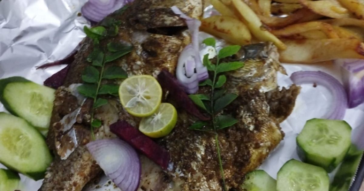Crispy Crunchy Pomfret Fried Fish Recipe by Marium Wasim - Cookpad