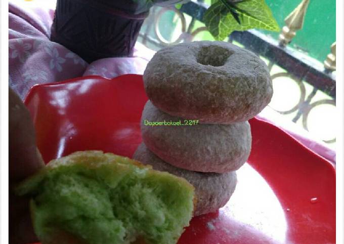 Resep Donat kentang rasa pandan oleh Senja - Cookpad
