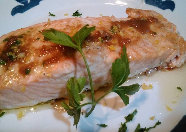 Salmón a la Plancha en salsa Menier Receta de Jordi Delgado Carbonell ...