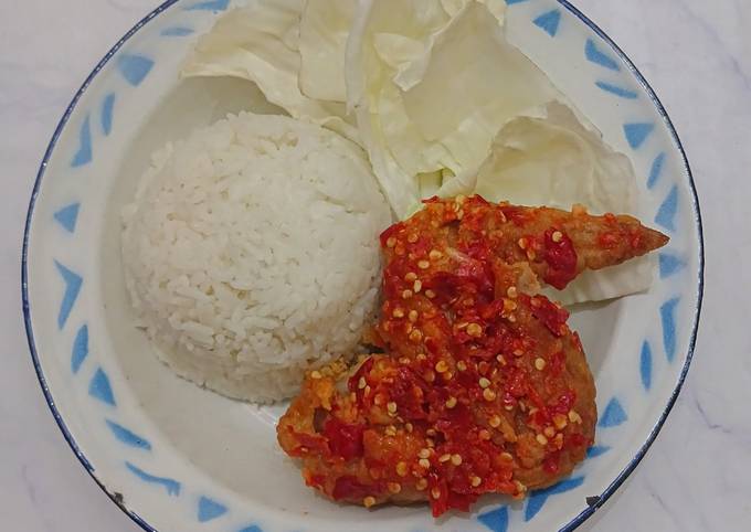 Resep Ayam Geprek oleh Rumkitchen - Cookpad