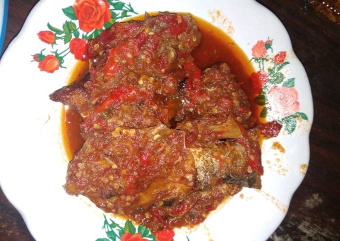 Resep Ikan tongkol asap sambal terasi oleh LilyHani Ilfani - Cookpad