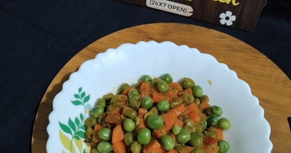 Gajar Matar Sabji Recipe by Sudipa Gope - Cookpad