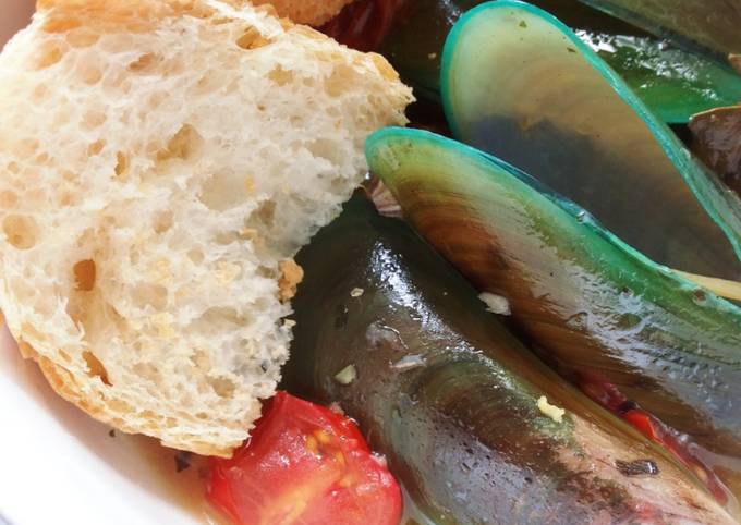 Resep Mussels in Butter & Herbs / Kerang Hijau Mentega oleh easydining ...