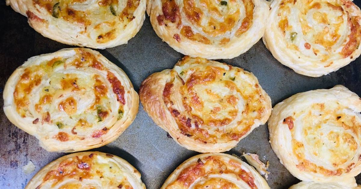Puff pastry rounds Recipe by F.B - Cookpad