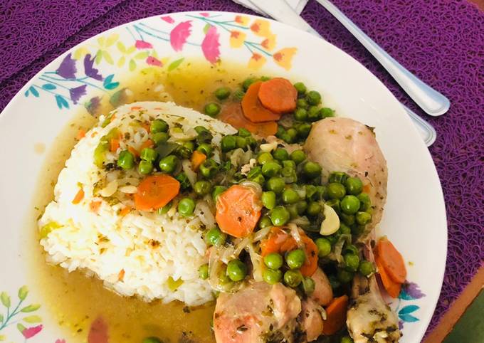 Arroz c/pollo arvejado Receta de Jenisita Vargas- Cookpad