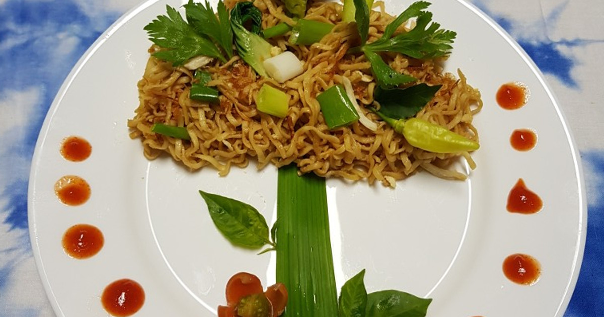 Resep Mie Goreng Baceman Bawang oleh Lina Bachry - Cookpad