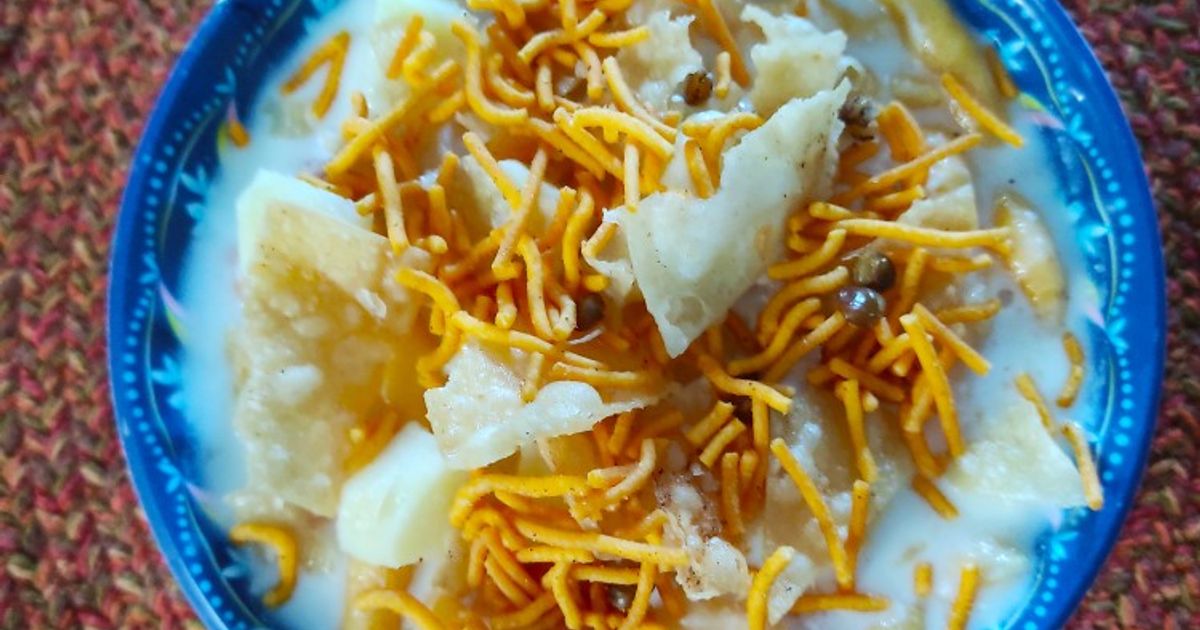 Meethi Dahi Bhala Chat Recipe by Sheenay Khan - Cookpad