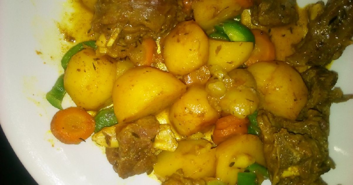 Mutton Potatoes Recipe by Mariya Balarabe Gambo - Cookpad