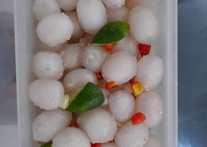 Resep Asinan rambutan oleh Utari Graha - Cookpad