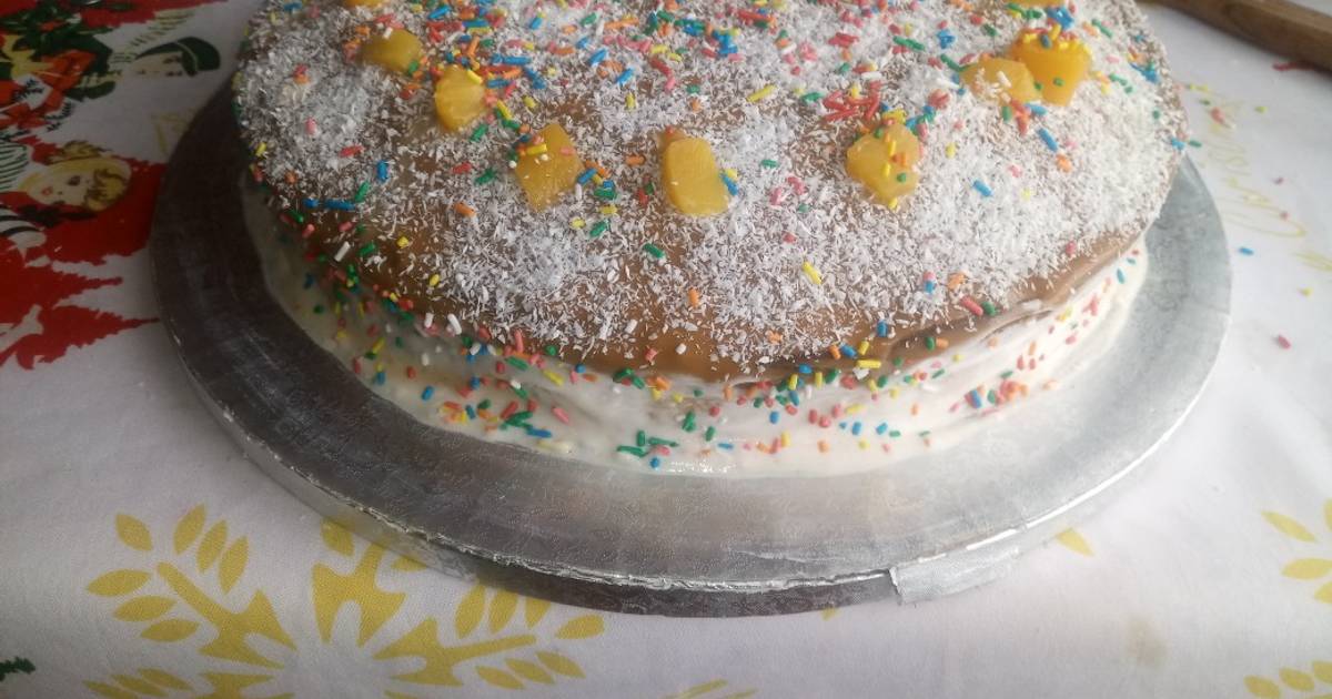 Pastel de manjar crema chantilly durazno y coco Receta de Veronica ...