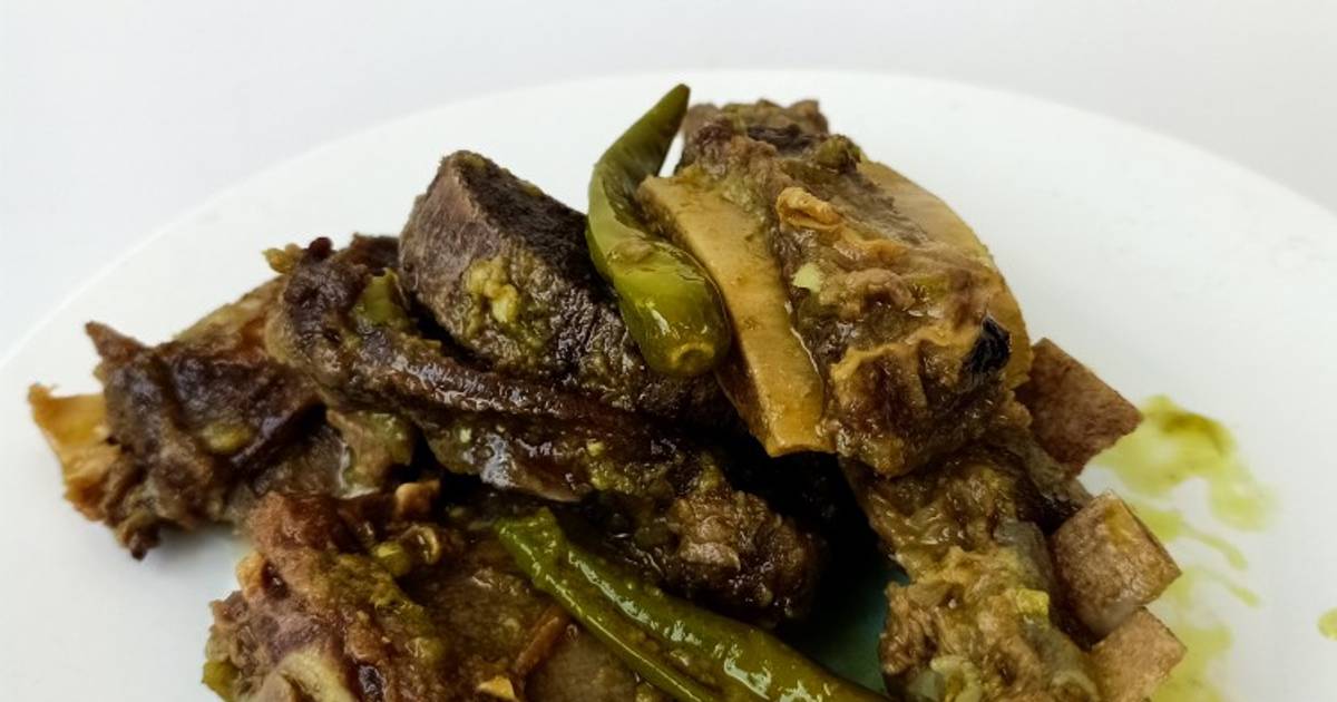 Resep Iga Sapi Sambal Ijo oleh Agytadwi Chania - Cookpad