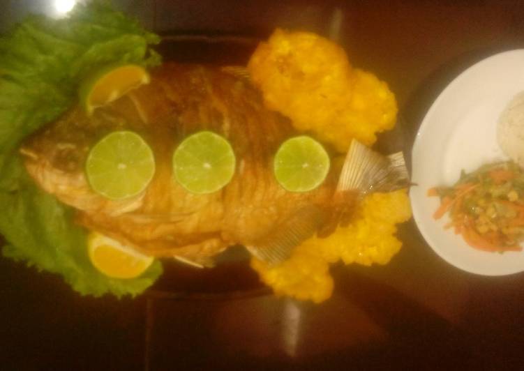 Cachama frita al ajo Receta de Al Toke de Zumo-Arauca- Cookpad