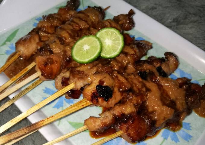 Resep Sate ayam bumbu pecel instan oleh elsa aprianti - Cookpad
