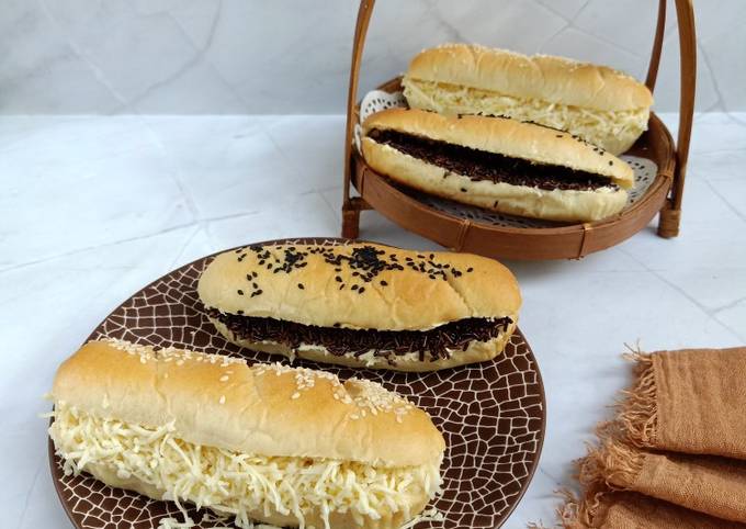 Resep Roti Jadul isi Keju dan Coklat oleh Isnawati - Cookpad