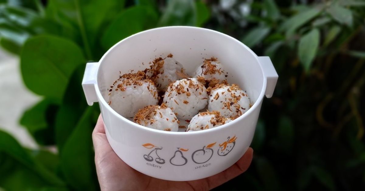 Resep Rice Balls Isi Abon Tuna Ide Bekal Sekolah oleh Dapoer Nafa - Cookpad