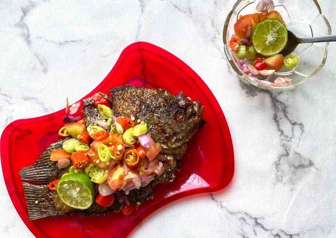 Resep Gurame Goreng Sambal Dabu-Dabu oleh Rini Dwi Astuti - Cookpad