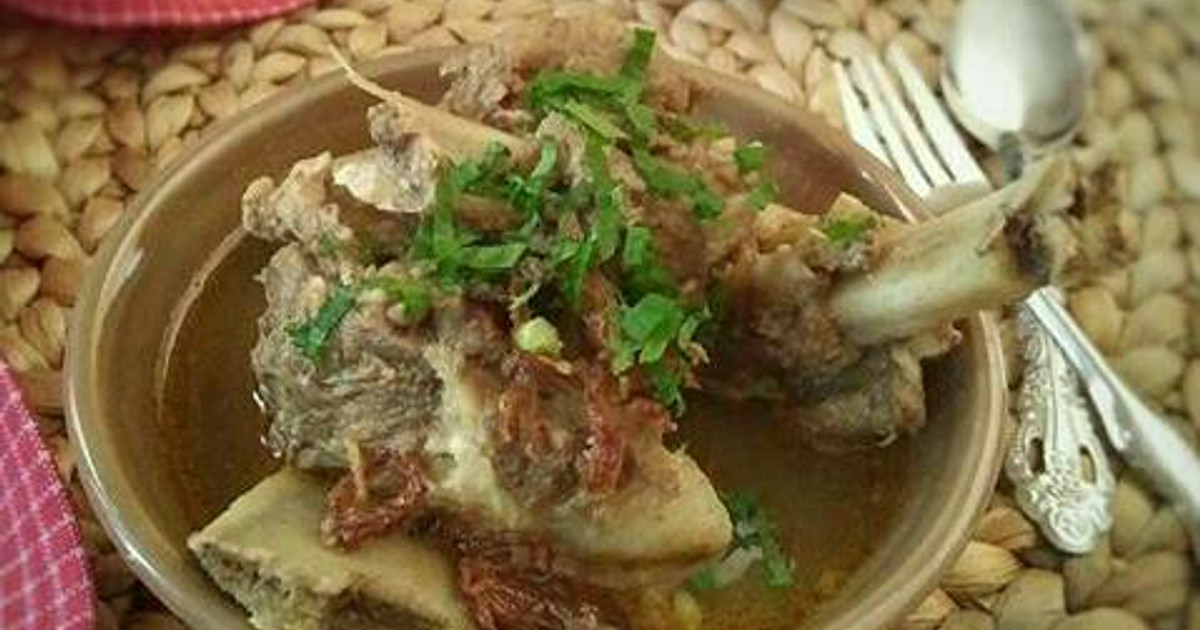 Resep Iga Sapi Kuah Bugis #Kitaberbagi oleh Uni Lemsur - Cookpad