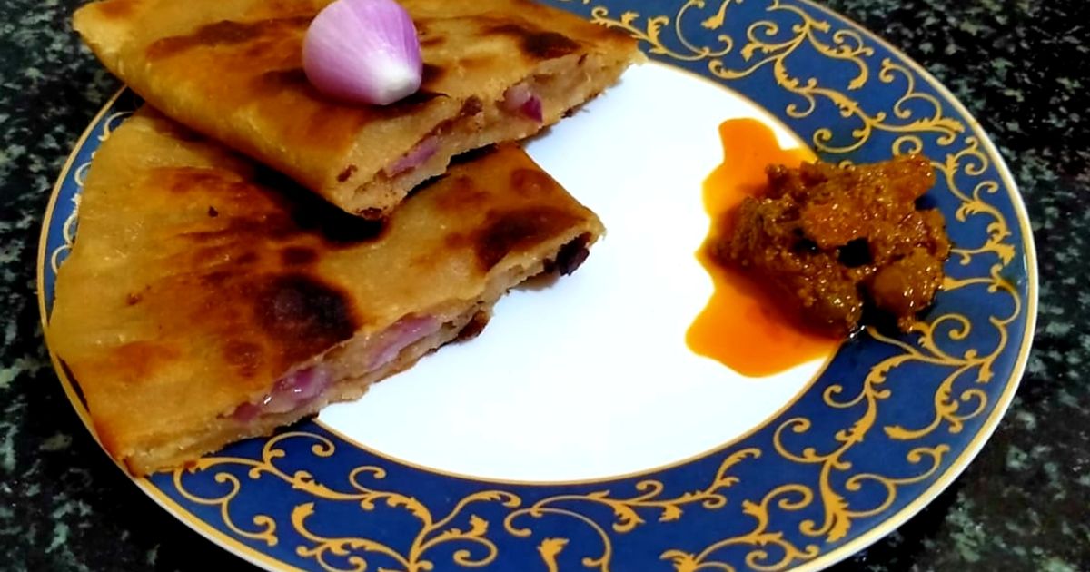 Paulamy Sarkar Jana দ্বারা পেঁয়াজ পরোটা (Peaj Porota Recipe In Bengali ...
