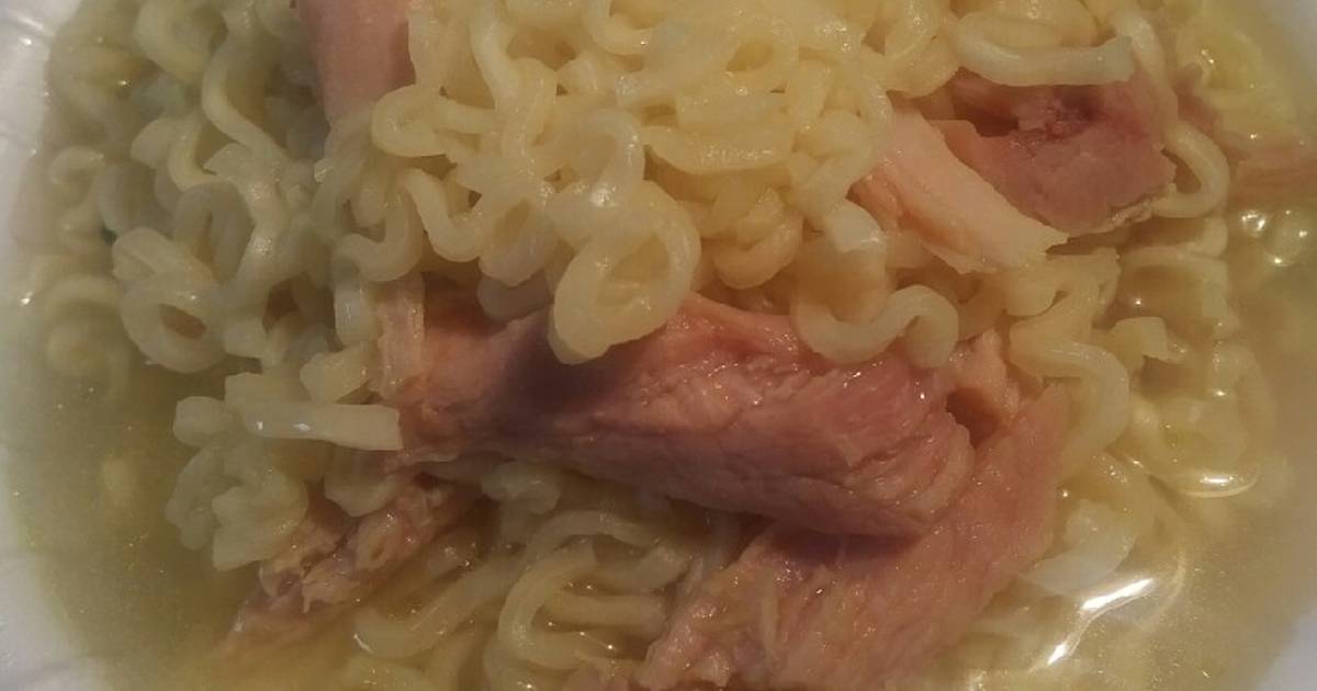 Smoked ham and Ramen Recipe by skunkmonkey101 - Cookpad