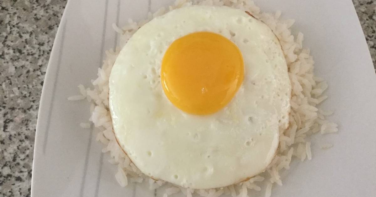 Huevo frito perfecto Receta de Patricia Quiroga Newbery- Cookpad