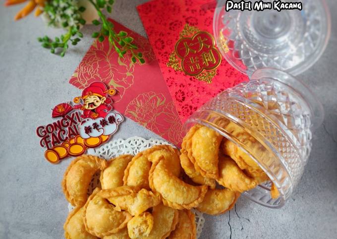 Resep Kok Chai/Crispy Peanut Puffs (Pastel Mini Isi Kacang) oleh Dapoer ...