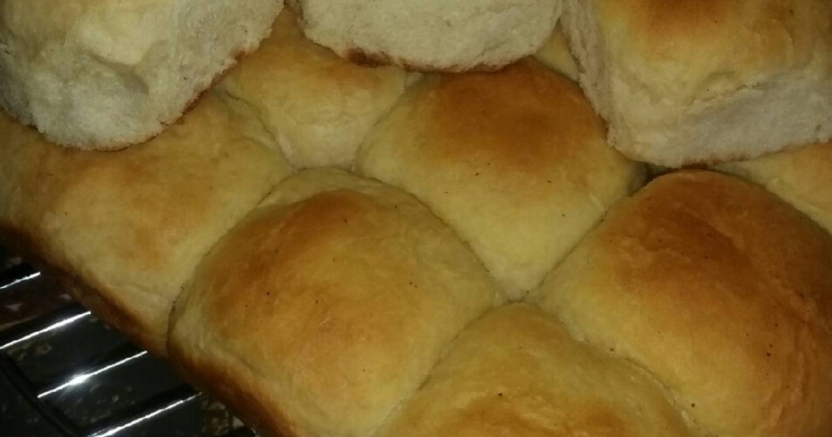 Soft Bread Buns #4WeeksChallenge Recipe by Athena Wakecu - Cookpad