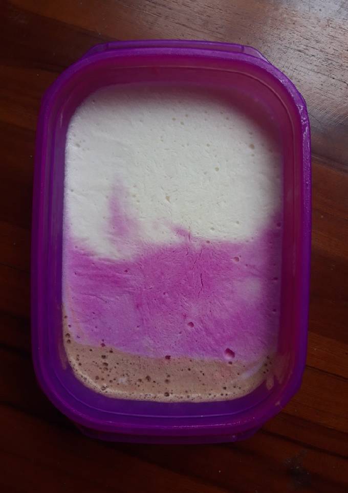 Resep Es Krim Susu UHT Lembut oleh wynee - Cookpad