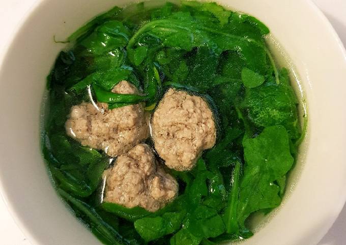Cách Làm Món Canh Rucola Thịt Viên của Trang Z. - Cookpad