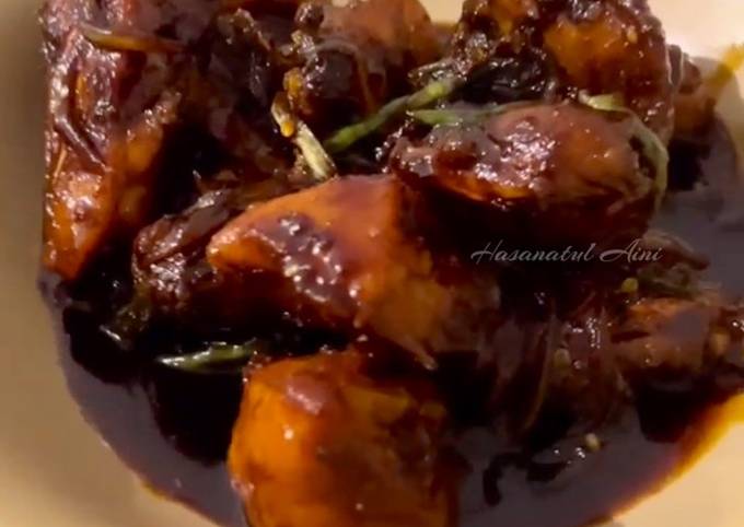 Resep Ayam Kecap oleh Hasanatul Aini - Cookpad