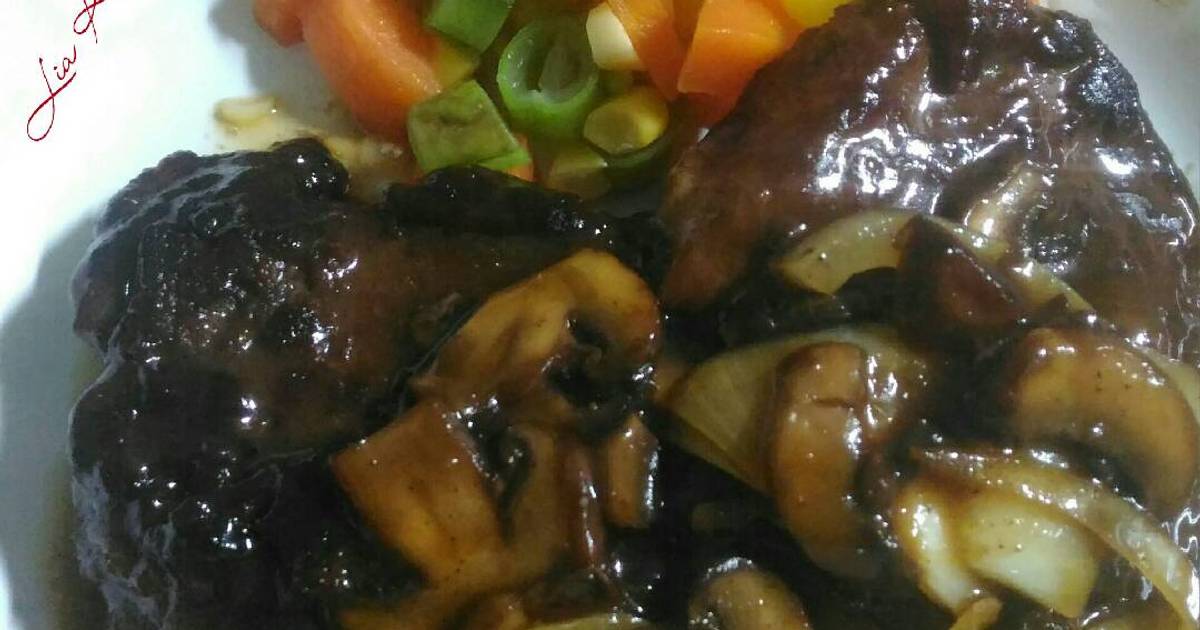 Resep Blackpaper Steak Saus Jamur Kancing oleh Lia Kartikaaji - Cookpad