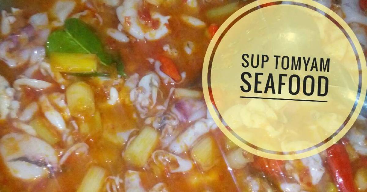 Resep Sup Tom Yam sotong cumi mini oleh Efhie - Cookpad