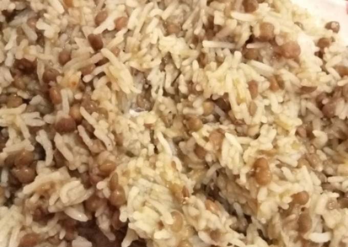 Masoor dal with rice Recipe by Nirmala Devi - Cookpad