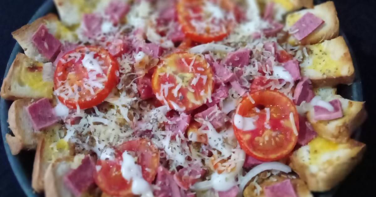 Resep Pizza Roti Tawar oleh nurhasanah_56 - Cookpad