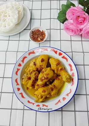 Resep Opor Ayam Bumbu Kuning oleh Heni Suryani - Cookpad