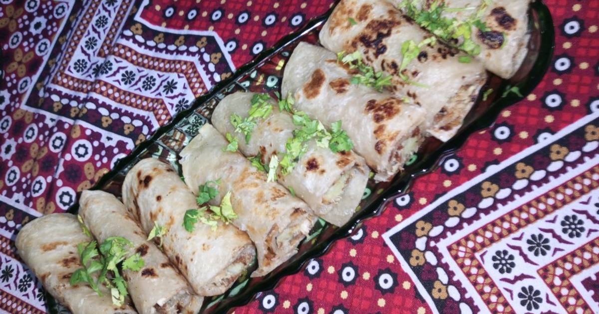 Chicken Kabab roll Recipe by Aqsa mukhtiar - Cookpad