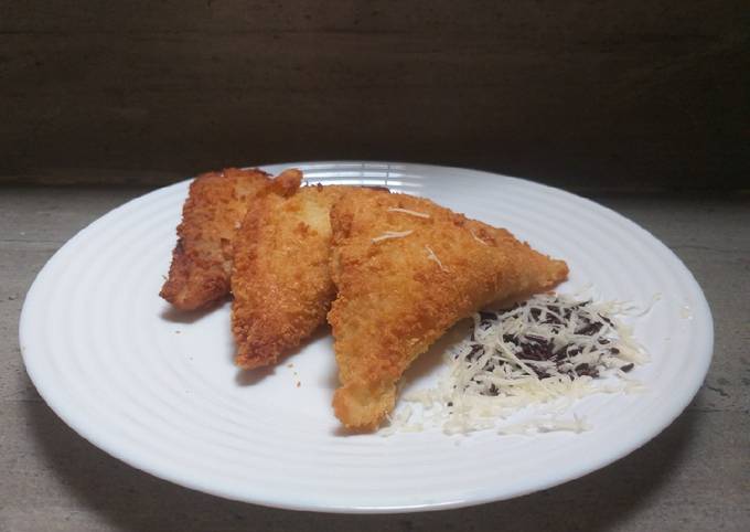 Resep 14. Roti tawar goreng isi pisang coklat keju oleh Mami Benjo ...