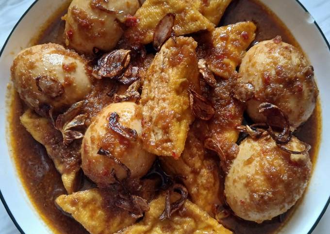 Resep Semur Telur Tahu oleh Idha Rosi - Cookpad