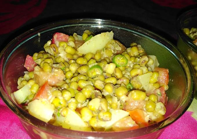 Daal moth Recipe by bhawna - Cookpad