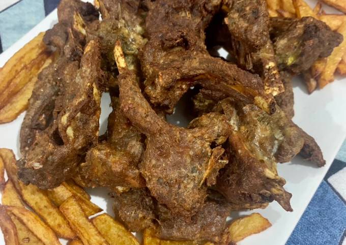 Crispy fried Mutton Chops Recipe by Sarosh Zeeshan - Cookpad