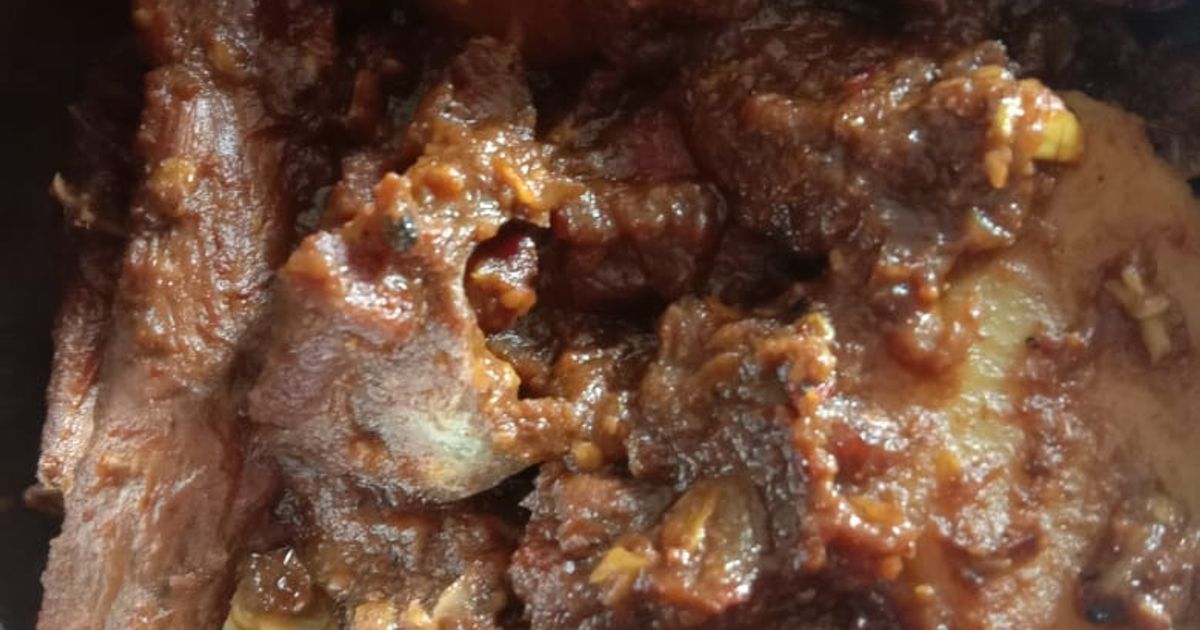 Moumita Guru দ্বারা মাটন কালা ভুনা (Mutton Kala Bhuna Recipe In Bengali ...