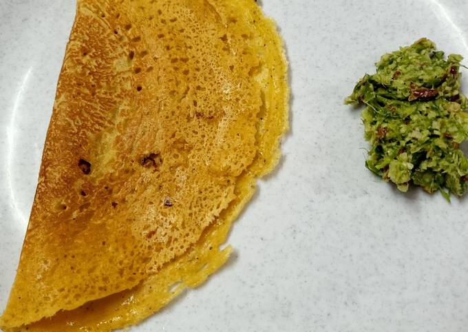 Besan pudla /Besan Chilla Recipe by Komal Dattani - Cookpad