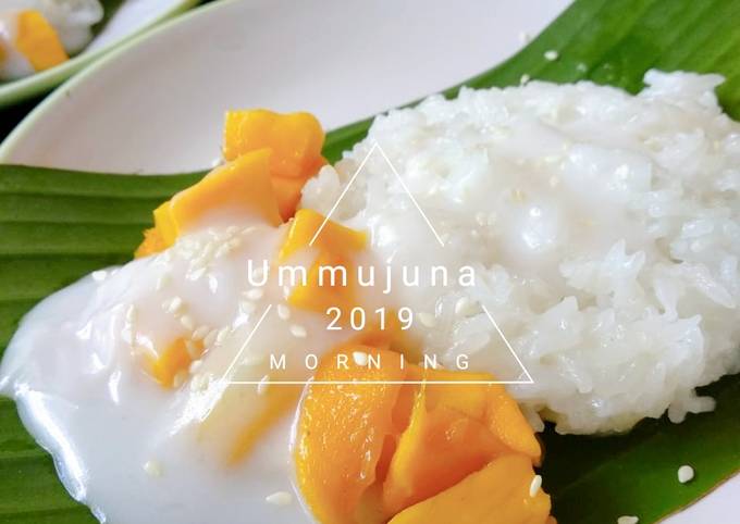 Resep Manggo sticky rice oleh Ummujuna - Cookpad