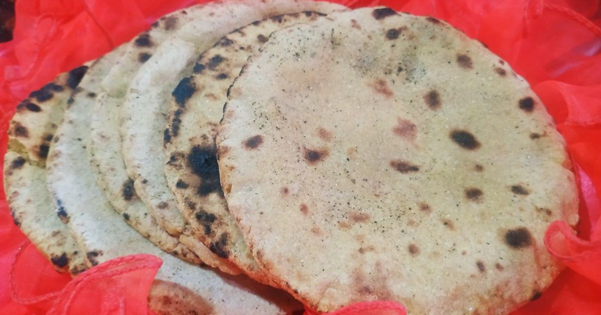 Maize Flour Bread(makki Di Roti) Recipe by Sarita Srivastava - Cookpad
