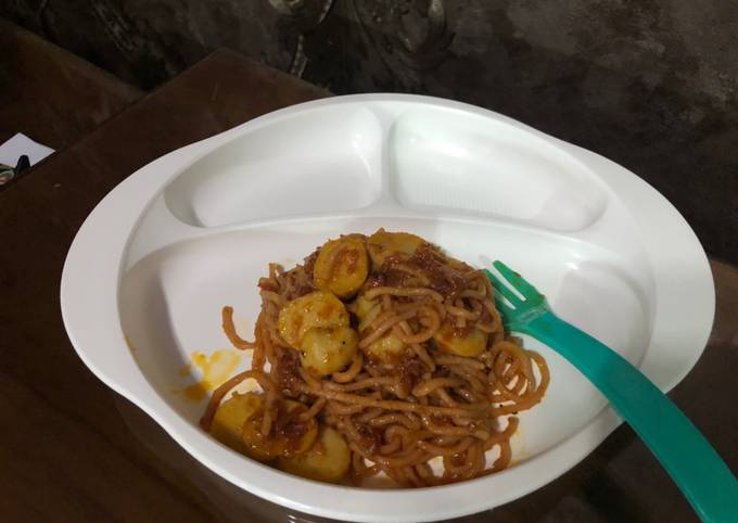 Resep Spaghetti bolognese baso ayam oleh MommyQueen - Cookpad