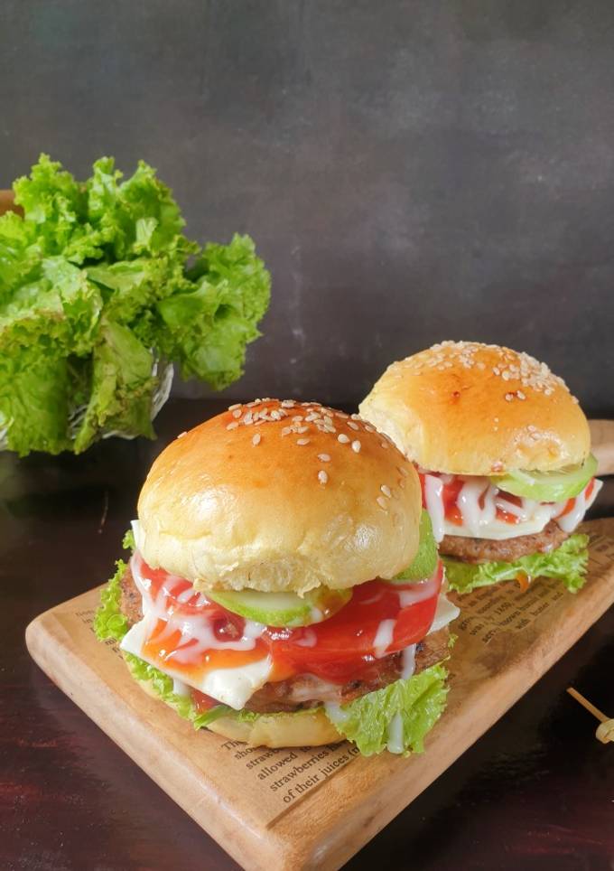Resep Roti Burger Homemade oleh Vicky Ummu Zahra - Cookpad