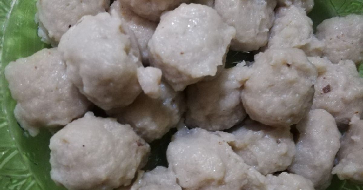 Resep Pentol Ayam Kenyal Tanpa Baking Powder oleh Queen Anwar - Cookpad